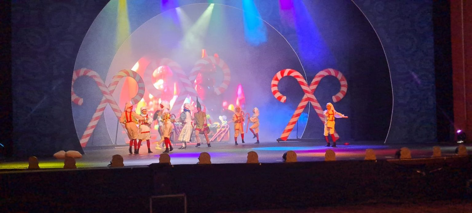 Natal de Joinville tem apresentação do musical Illuminare