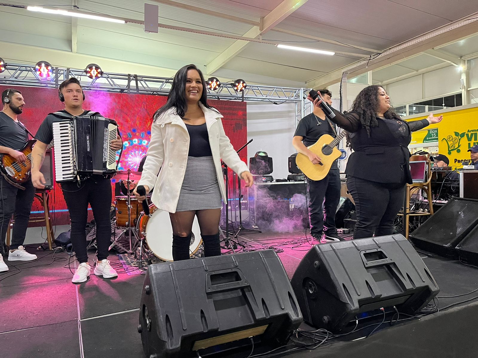 Lançamento da Festa do Pinhão 2023 lota Mercado Público de Lages; fotos