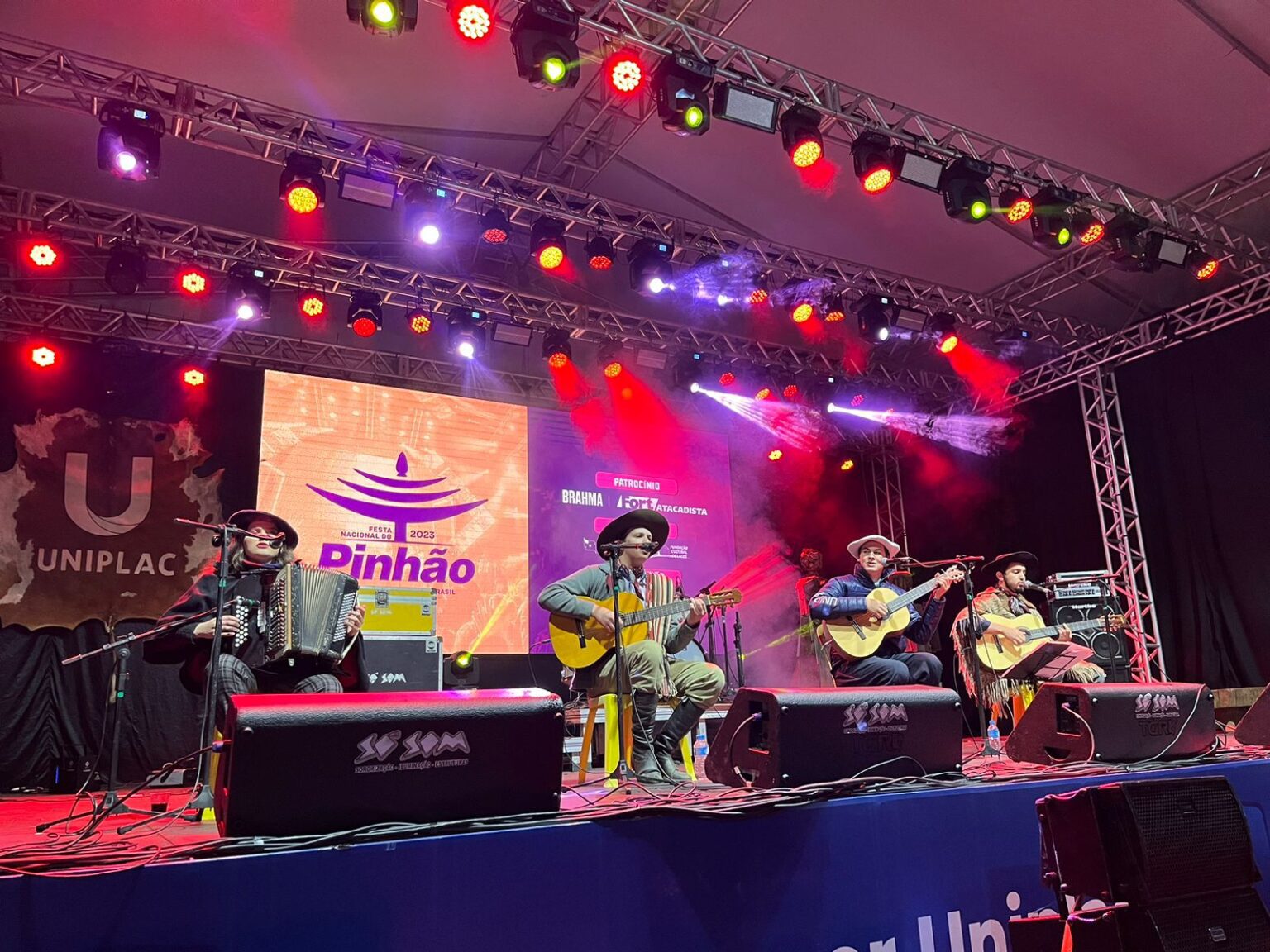 Cinco coisas que você não pode deixar de fazer na Festa do Pinhão