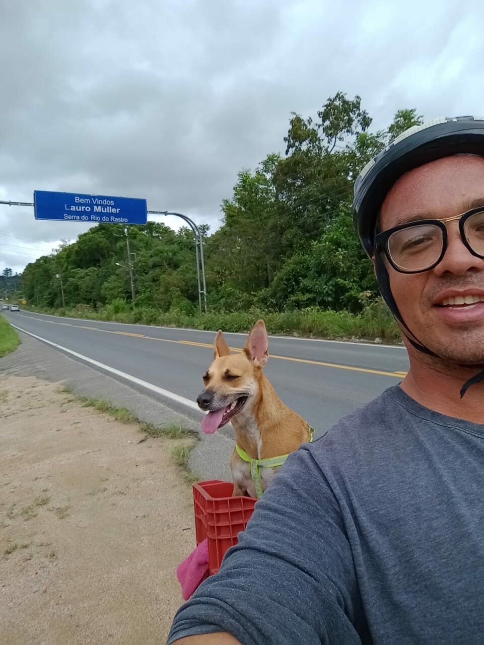 Conheça o homem que está acampado há 3 meses na Serra de SC e ...